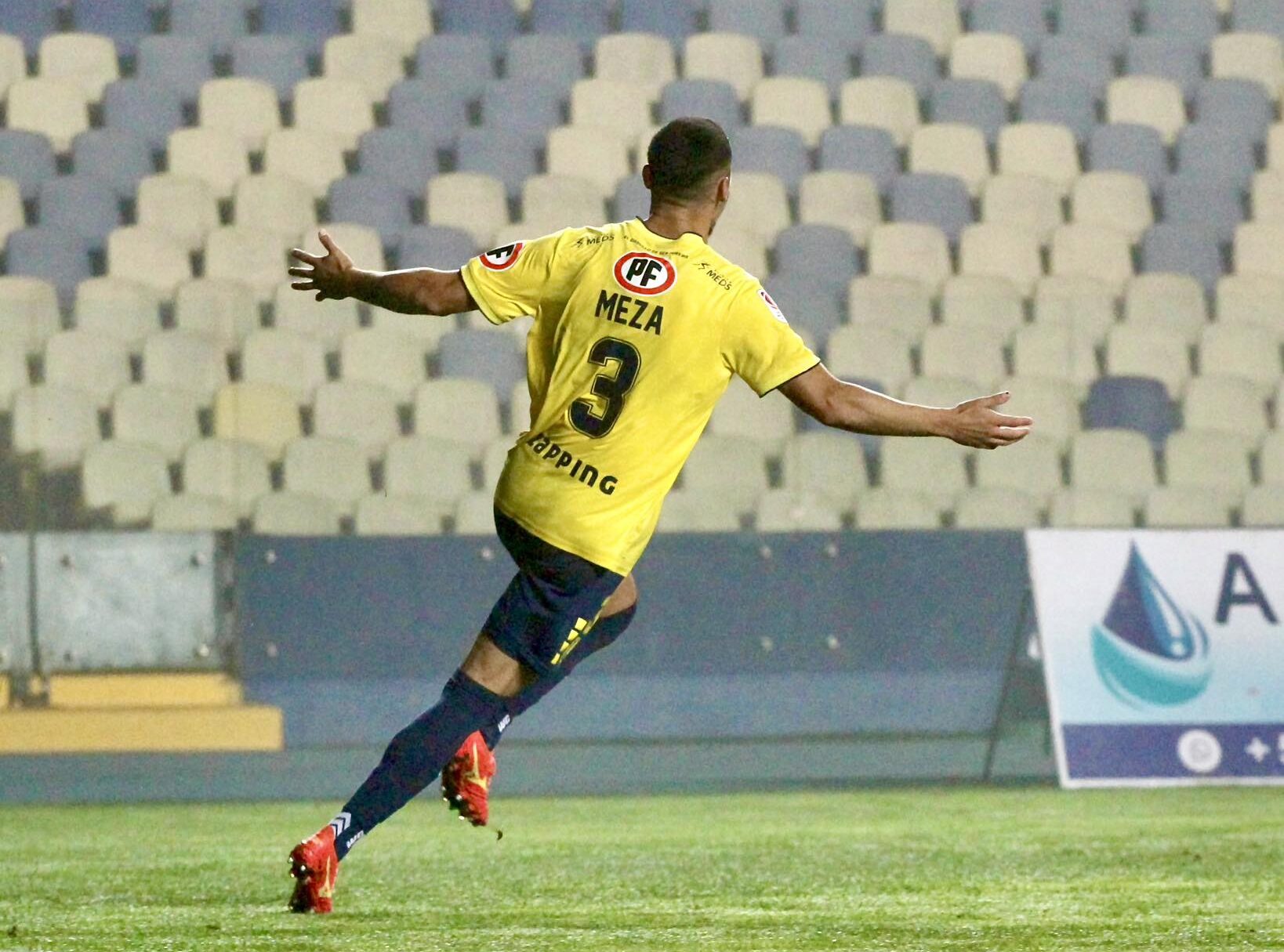 Fútbol UdeC ganó 1-0 a Santa Cruz y se encumbró en la B